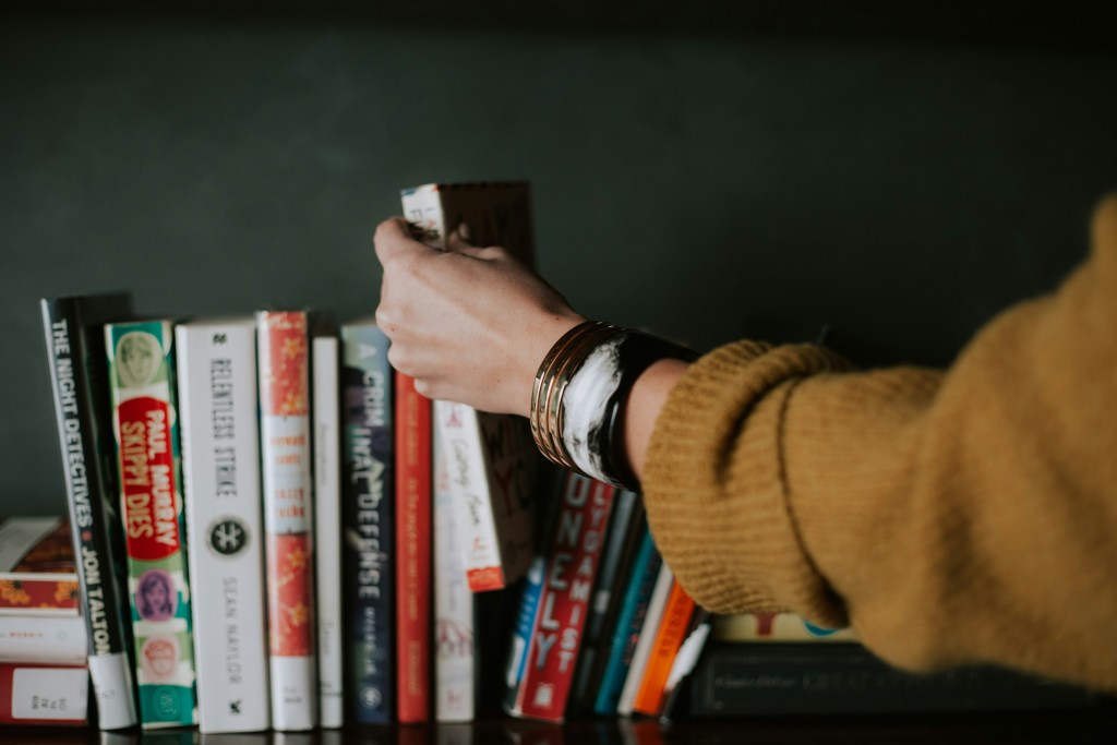 Five New Apps for Tracking Your Reading Journey - Talk Out Daily
